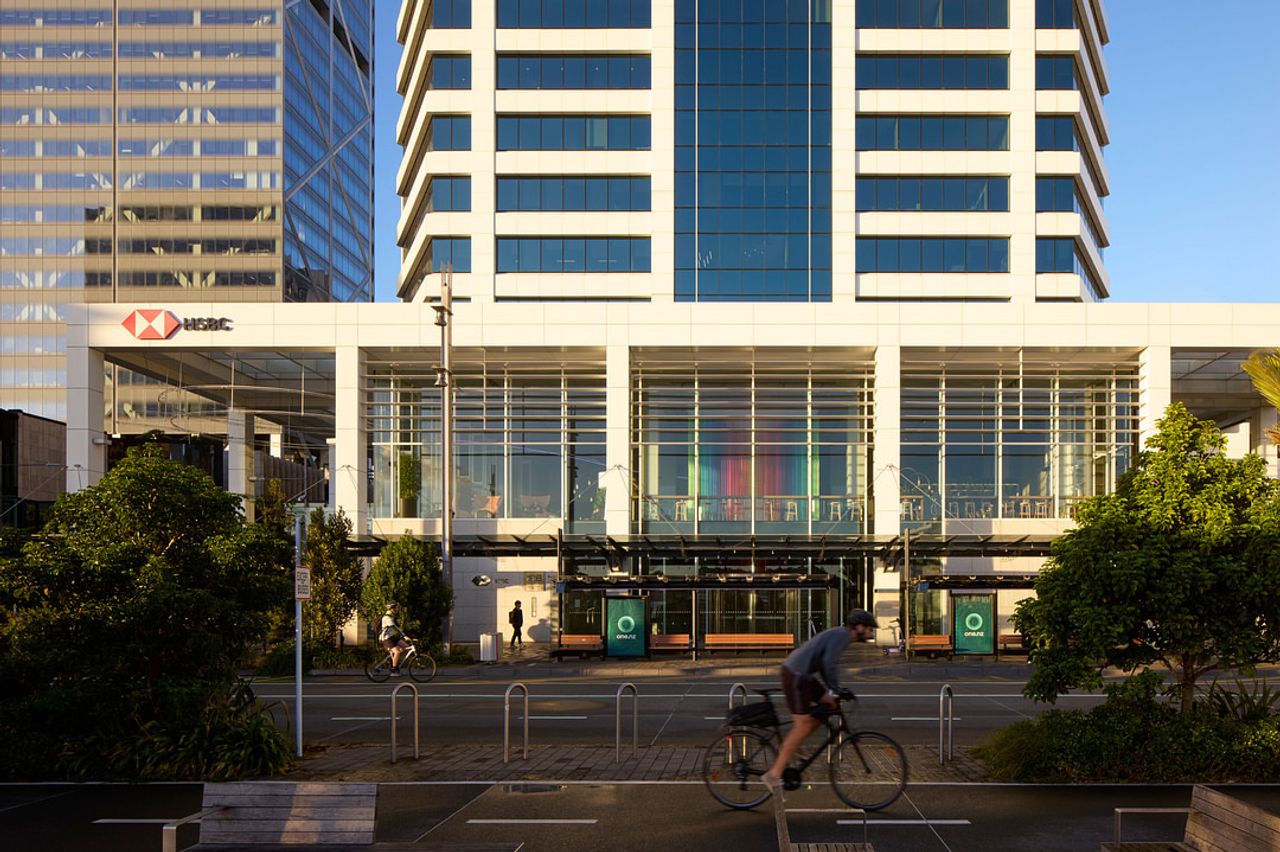 HSBC Tower | Precinct