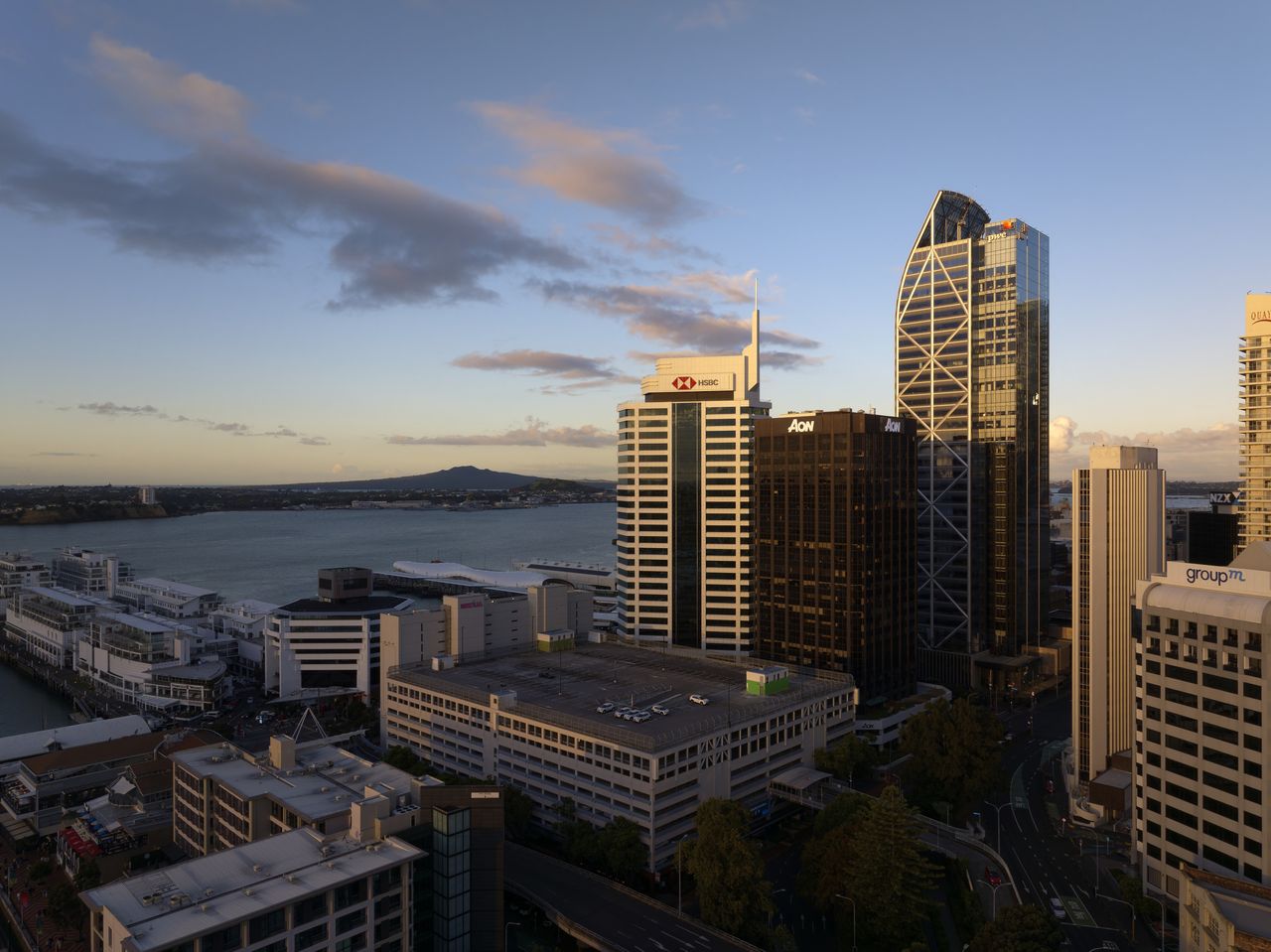 HSBC Tower | Precinct